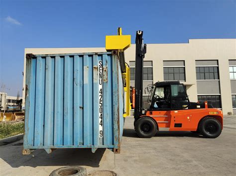 중국 빈 컨테이너 핸들러 제조업체 및 공장이 포함된 15톤 지게차 사용자 정의 Socma