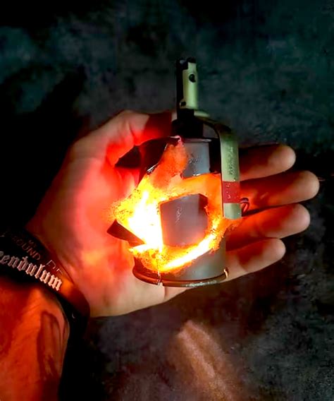 Exploding Grenade Lamp