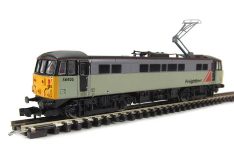 Dapol Nd099s Class 86 Electric 86605 Freightliner Triple Hattons