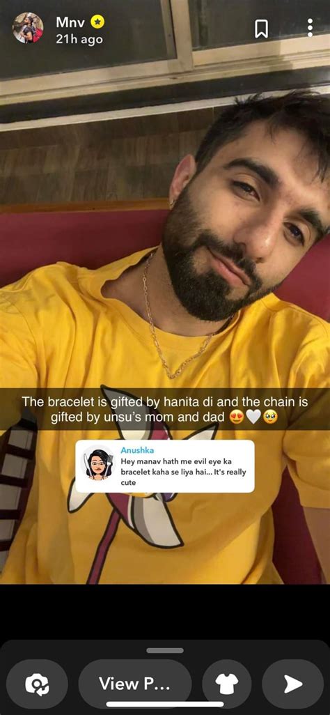 Kisi Ne Pucha Chain Ka Yuhi Show Off Karna Hai In Frame Mnv R