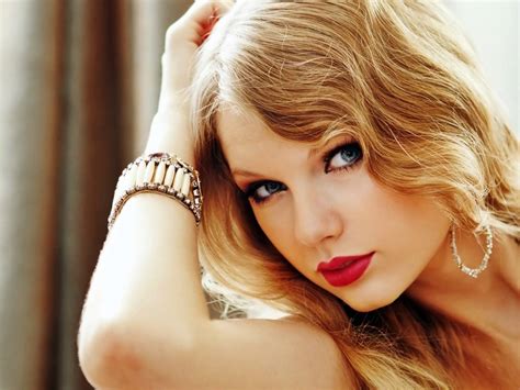 Taylor Swift Beautiful Female Celebrities Photo Fanpop
