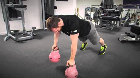Alternating Kettlebell Renegade Row Youtube