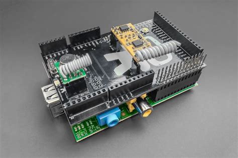 Ninja Pi Crust Let You Connect Arduino Shields To The Raspberry Pi