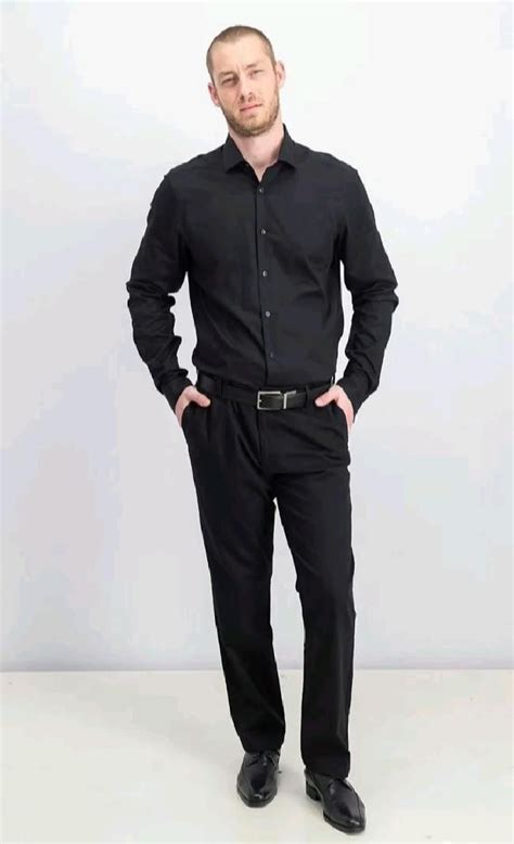 طقم قميص وبنطلون كلاسيك People Join Facebook