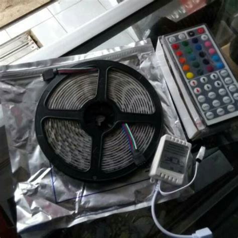 Jual Lampu Led Strip Roll RGB SMD 5050 Banyak Warna Module Remote Led Kolong Audio Plafon