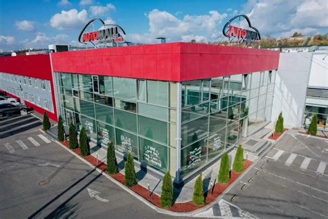 О компании AUTO MALL