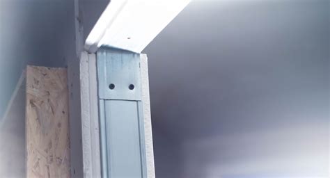 Как правильно крепить гипсокартон к каркасу