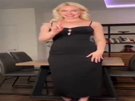 Does Anyone Have A Flashlight VIDEO Izispicy Com