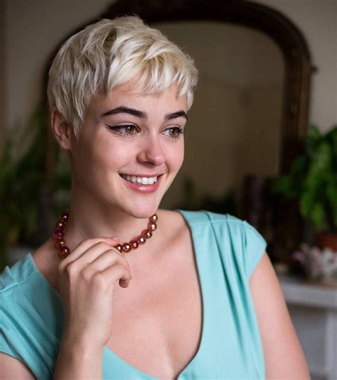 Stefania Ferrarios Instagram Twitter And Facebook On Idcrawl