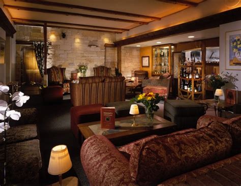 Lounge Entertainment At Vincent Of Camelback