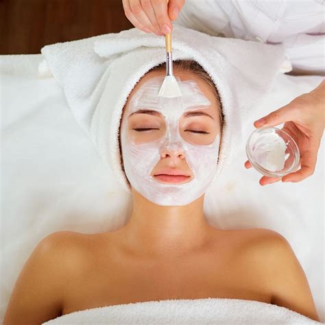 Facial Course 2026 Skincare Trends That Will Redefine Treatments