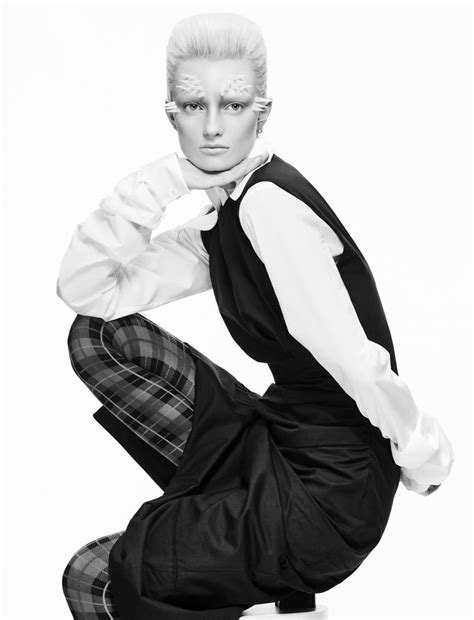 Monochrome Elle Kazakhstan
