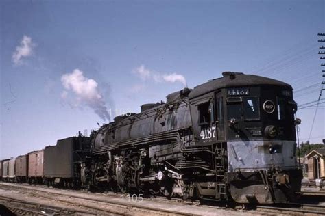 T13 1956 Southern Pacific Locomotive With Freight Tracy Ca 35mm Slide