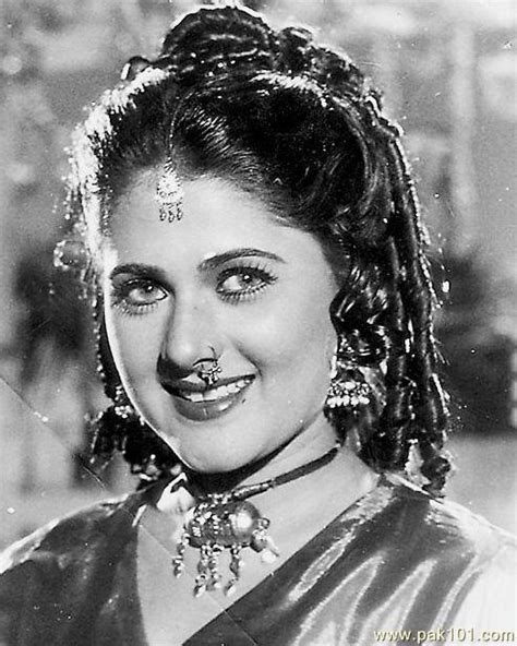 Gallery Actresses Ruby Niazi Ruby Niazi High Quality Free Download 494x618