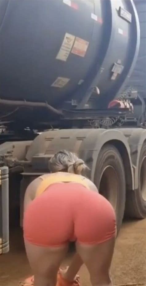 Aline Füchter Ouriques Nude Porn Pictures Xxx Photos Sex Images 4060933 Pictoa