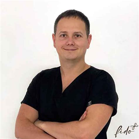 Как выглядит грудь 2 размера Типы плюсы и минусы Знаменитости со 2 размером груди фото ⭐ Fido