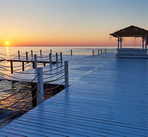 Benefits Of Floating Dock Systems Foothills Docks