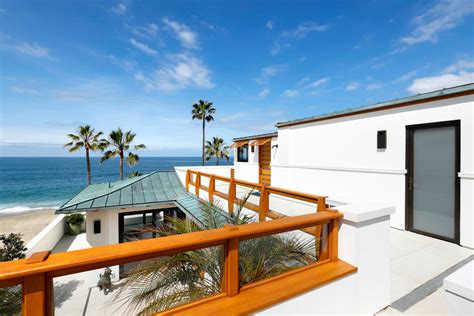 California Coastal Mid Century Modern Home Build In Laguna Beach