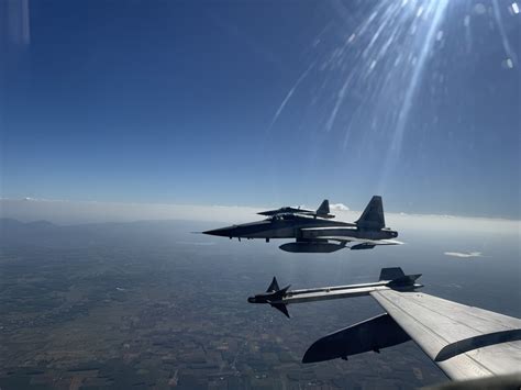 Khit Thit Media မြ၀တီ ဝေါလေ လမ်းတွင် စစ်တပ်မှ ဗိုလ်ကြီး ရဲရင့်မောင်နှင့် အဖွဲ့ဝင် ၆ ဦးကို ဖမ