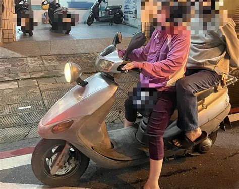 阿嬤舊車改裝「獨眼龍大燈」超凸！內行曝背後原因：其實很常見 新奇 Nownews今日新聞