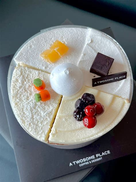 투썸플레이 케이크 추천 마이투썸하트 퀸즈캐롯 레드벨벳 고구마밀크생크림 밀크생크림초콜렛수플레 네이버 블로그