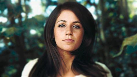 Women Brunette Face Wallpapers Hd Desktop And Mobile Backgrounds