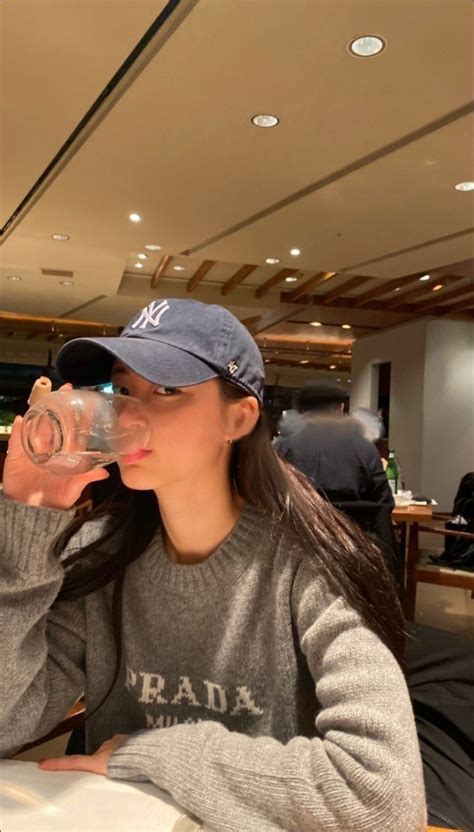 Pin Di Girl Crush Sahabat Laki Laki Dan Perempuan Gaya Model Pakaian