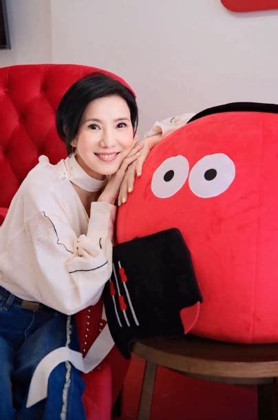 Hong Kongs On Screen Sex Symbol Suki Kwan Returns To Spotlight Following Divorce From 6 Year