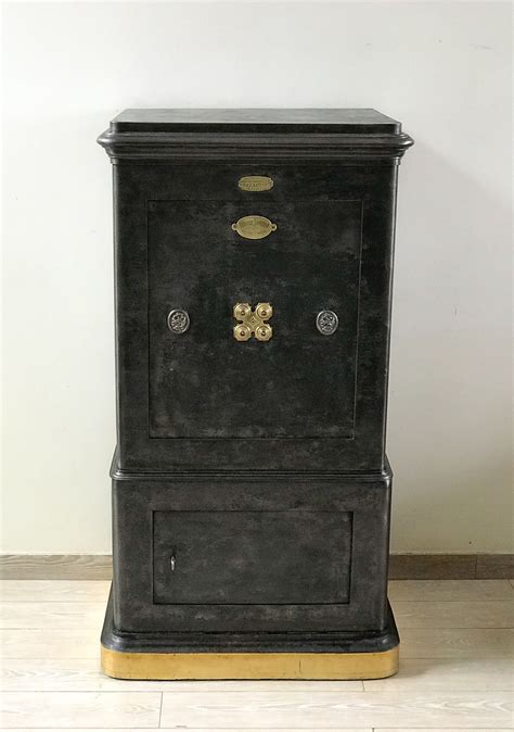 Ancien Coffre Fort Bauche Reims Les Tôliers