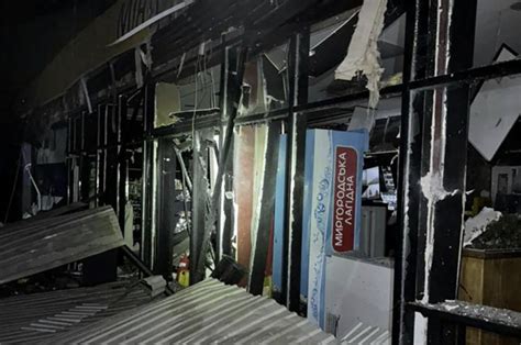 რუსეთმა დნიპრო დაბომბა დაღუპულია სულ მცირე 2 ადამიანი მათ შორის ორსული ქალი