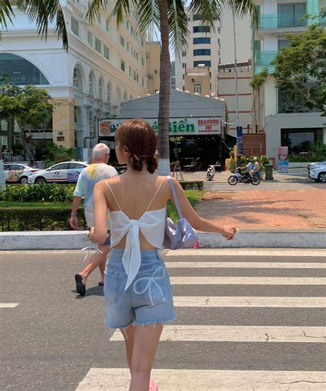 밍피스 스쿱 리본 쉬폰 백리스 휴양지 비치 끈 나시 탑