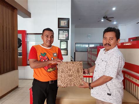 Santri Rgi Kelas Kuliner Halal Berkesempatan Magang Di Rumah Makan