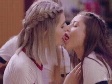Coll Kissing Porn Gif Pornhub Com Coll Kissing Porn Gif Pornhub Com