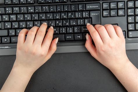 Maximize Productivity With These Types Of Ergonomic Keyboards