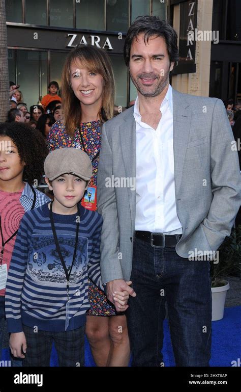 Familia Eric Mccormack