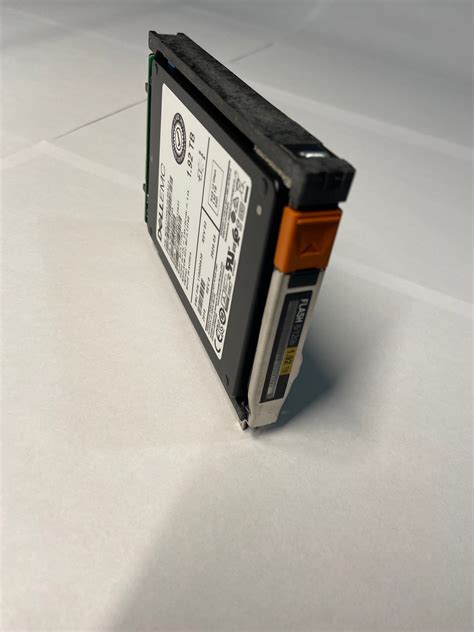 D3f 2sfxl2 1920 Emc 1 92tb Ssd Sas 2 5″ Hdd For Unity 300f 350f 400f 450f 500f 550f 600f