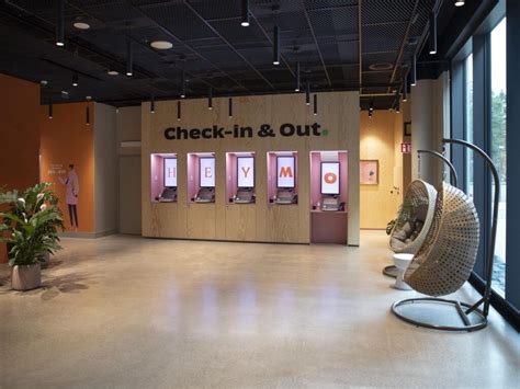 World Class Digital Signage Solutions Since 2004 Firstview Digital