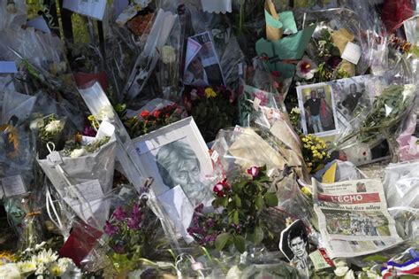 Франция се сбогува с Ален Делон снимки — Offnews