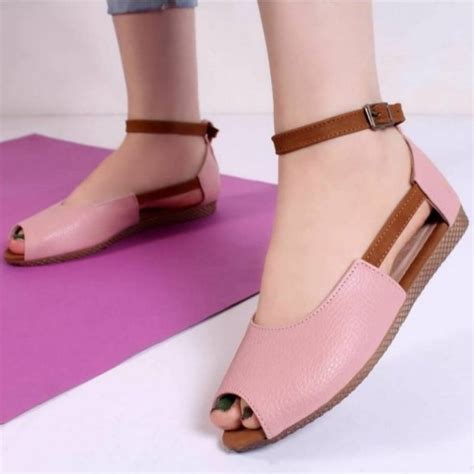 خرید و قیمت کفش تابستانی زنانه ودخترانه جنس چرم مصنوعی سبک راحت خوش‌پا