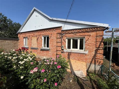 Дроны и артиллерия РФ в очередной раз повредили дома на Днепропетровщине Первый Криворожский