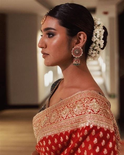 Priya Prakash Varrier Aka Priya Varrier Photos Stills And Images