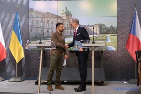 Зеленський проводить зустріч з чеським премʼєром