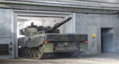 Як новенькі в Польщі відремонтували пошкоджені в боях Leopard 2a4