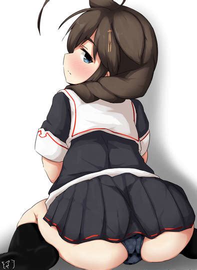 うしろから時雨 KURO