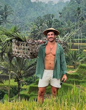 Island Of The Gods Bali Gay Group Tour Happy Gay Travel Guys Travel