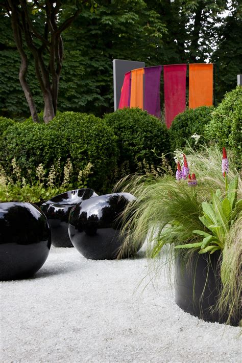 Karikomi Christian Fournet