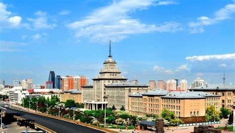 哈工大仪器 哈工大大学 大山谷图库