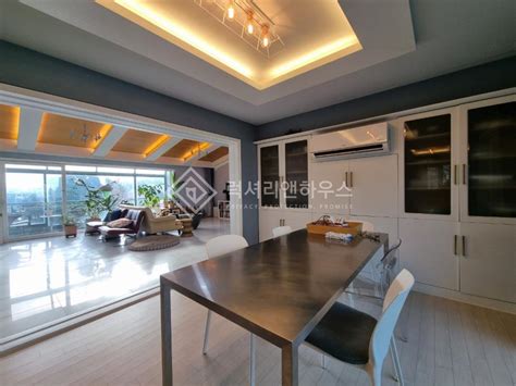 한남동 대형평수 빌라 탑층 귀한전세 내부 올수리 화이트톤 채광 우수한집 강력추천 연립빌라