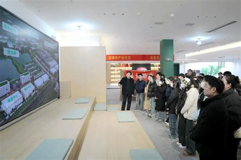 潢川县组织第三批 99360 青年人才实地观摩县域农业产业化发展新实践 要闻 潢川新闻网 潢川县委县政府门户网站