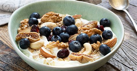 Neurologists Reveal Healthy Breakfast Foods That Boost Brain Function